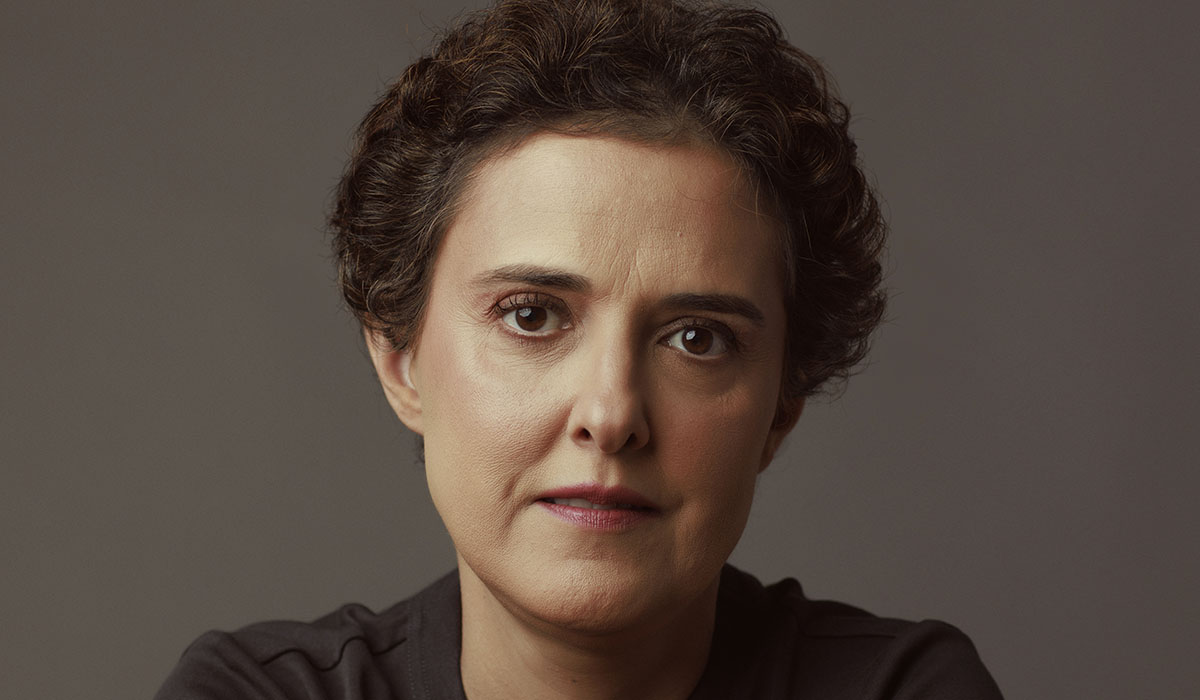 Paula Fábrio - Paiol Literário
